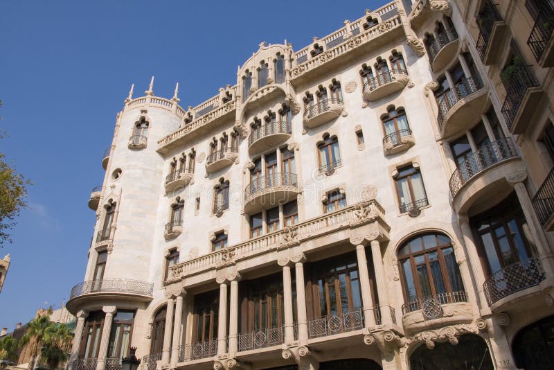 De bouw van de Jugendstil stock afbeelding. Image of artistiek - 7949857