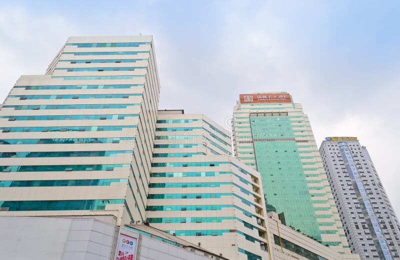 De bouw van het hotel redactionele foto. Image of gebied - 19696246