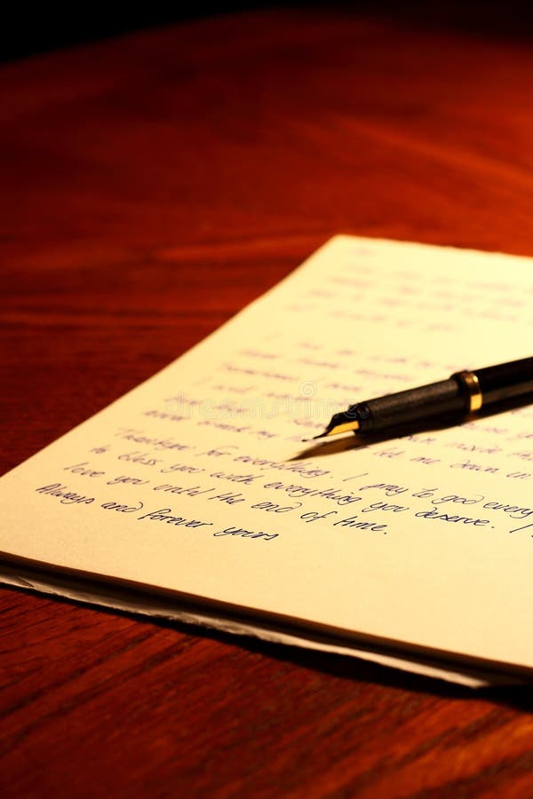 Het Schrijven Van Een Liefdebrief Stock Afbeelding - Image of mens ...