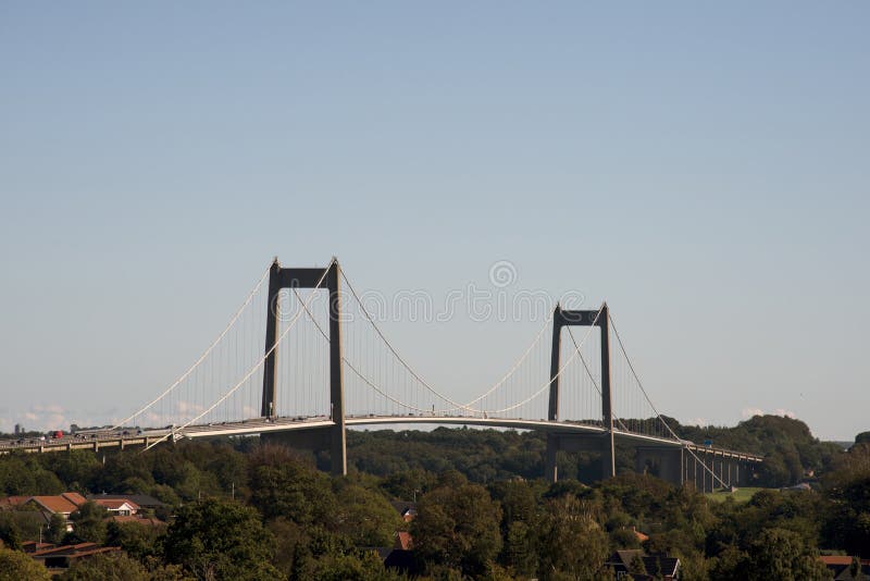 De Brug Van De Opschorting Bridge Stock Afbeelding - Afbeelding ...