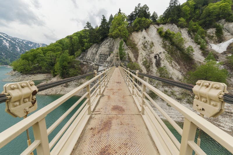 De Brug Van De Opschorting Bridge Stock Afbeelding - Image of ...