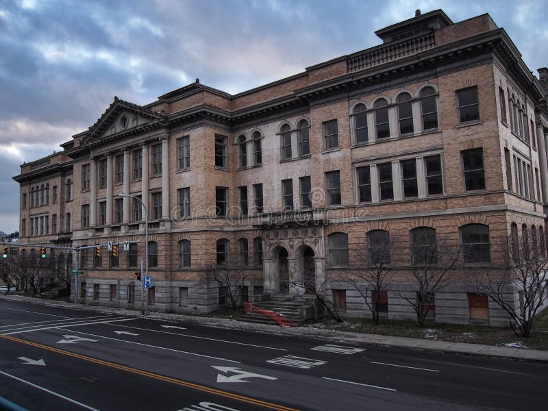 Adams School Nu Grace Court School in Phoenix De Stad in, AZ ...