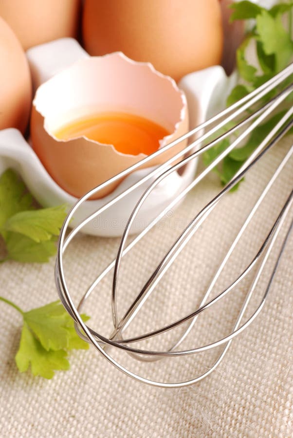 De Dooier Van Ei Met Zwaait Stock Afbeelding - Image of organisch ...