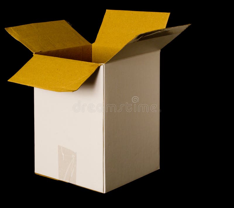 Kartonnen doos stock foto. Image of doos, karton, geïsoleerd - 6630656