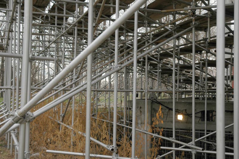 De draden van het ijzer stock foto. Image of open, ijzer - 1039172