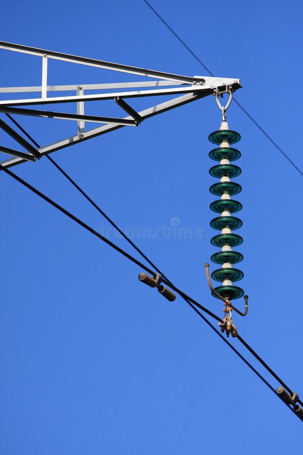 Hoogspanningsisolator stock foto. Image of pijler, macht - 12974880