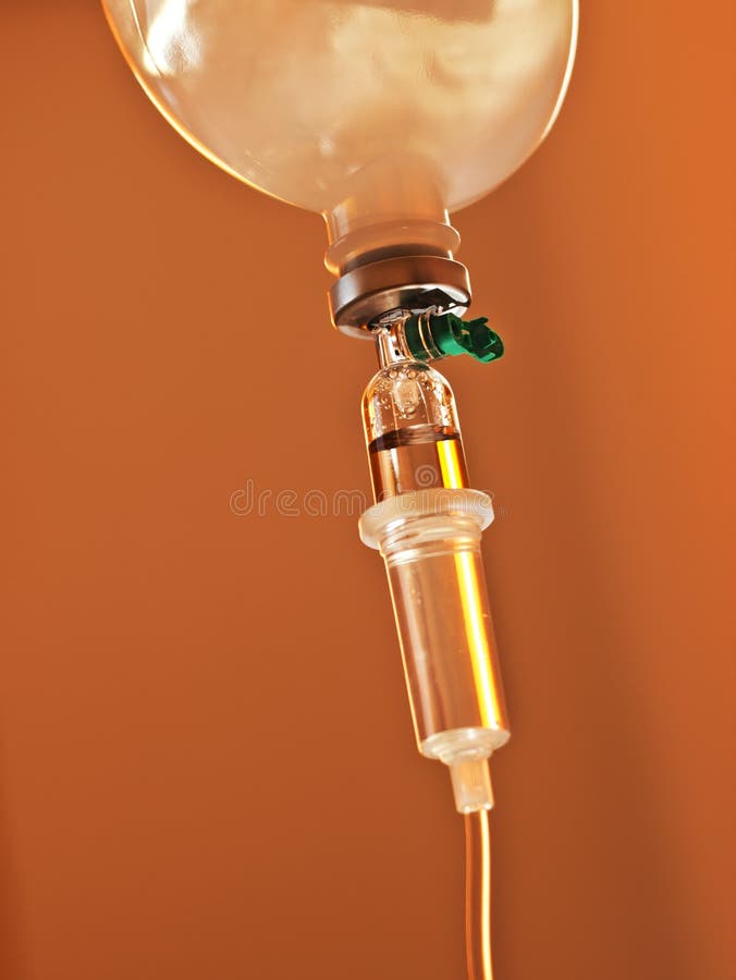 De Fles Van De Infusie Met IV Oplossing Stock Foto - Image of chirurgie ...