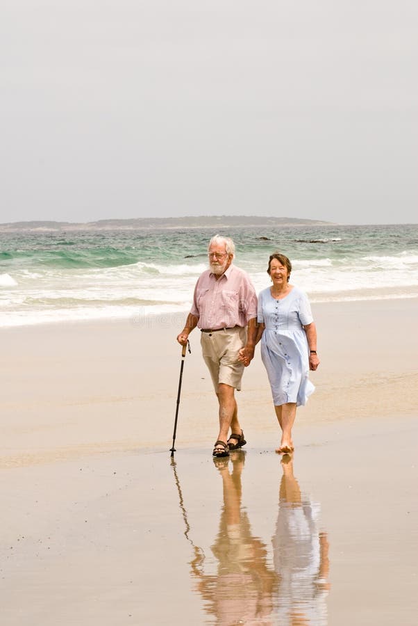 De gang van het strand stock afbeelding. Image of romaans - 7972613