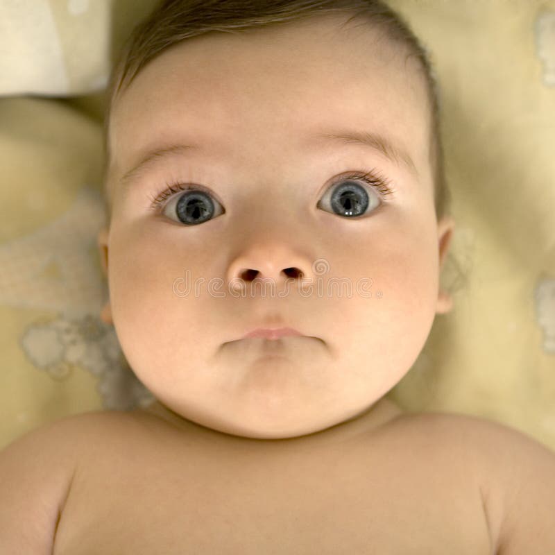 Grote ogen van de baby stock foto. Image of ogen, blauw - 10880418