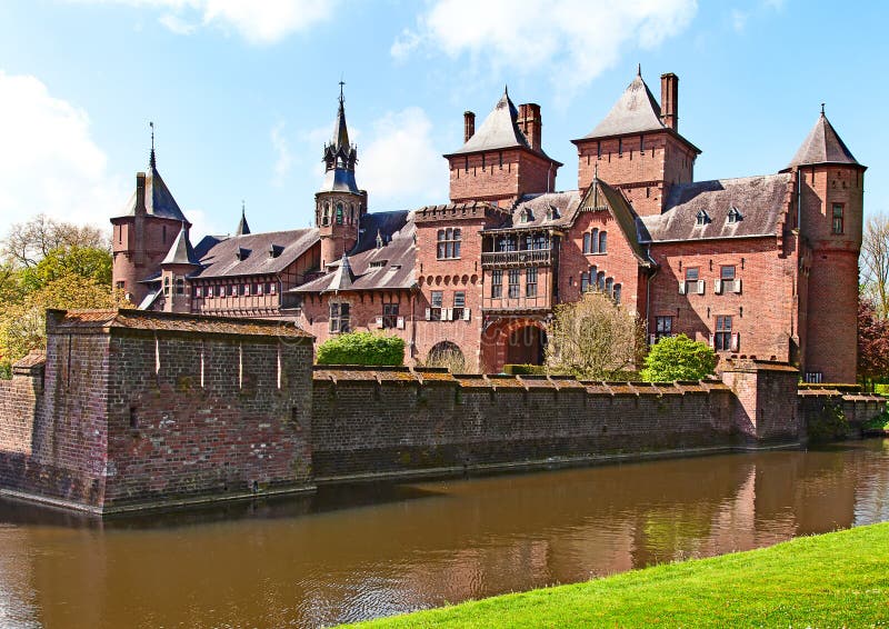 De Haar castle editorial image. Image of history, fortified - 35644035