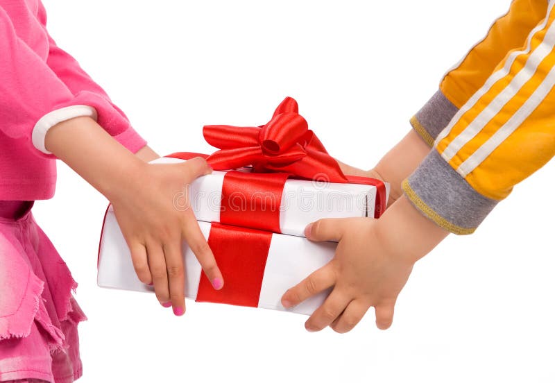 Kinderhanden Met Cadeaudozen Stock Foto - Image of vakantie, kind: 10094226