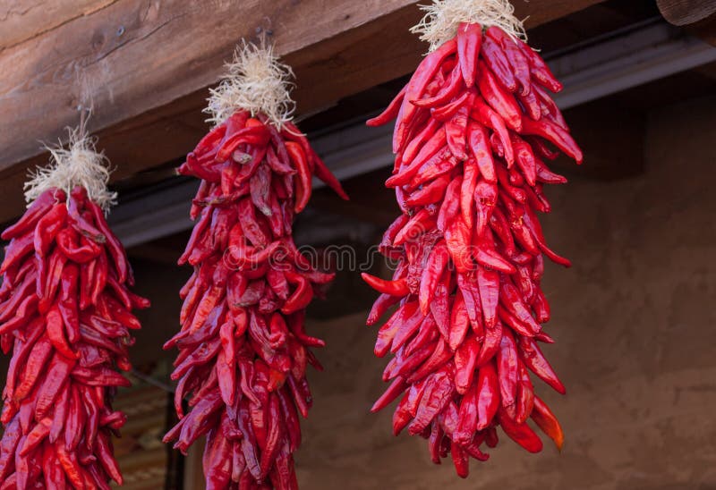 De Hangende Rode Peper Van Chili Stock Foto - Image of nave ...
