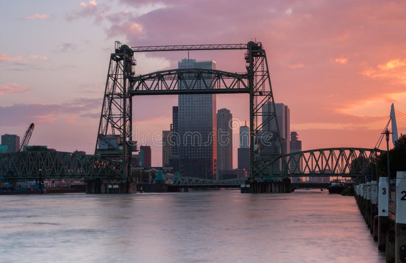 De Hef in Rotterdam editorial image. Image of background - 45525035