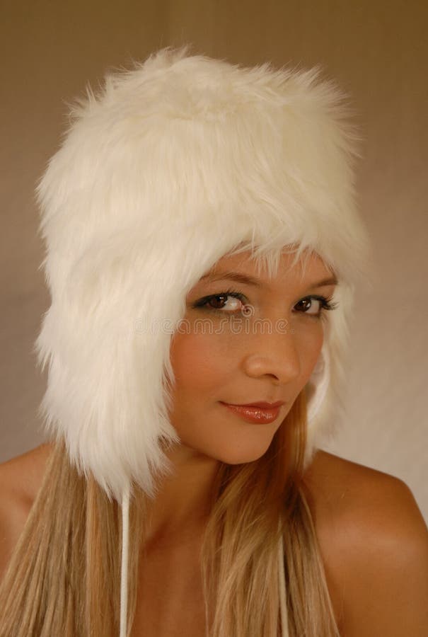 De hoed stock afbeelding. Image of huid, zwart, contrast - 3420927