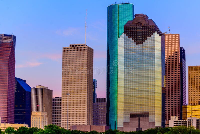 De Horizon Van Houston Bij Zonsondergang Stock Foto - Image of centrum ...