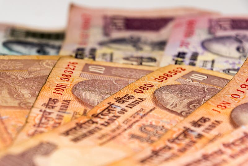 De Indische Bankbiljetten Van De Roepie Stock Afbeelding - Afbeelding ...