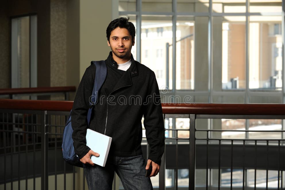 De Indische Bouw Van Nside Van De Student Stock Foto - Image of indisch ...