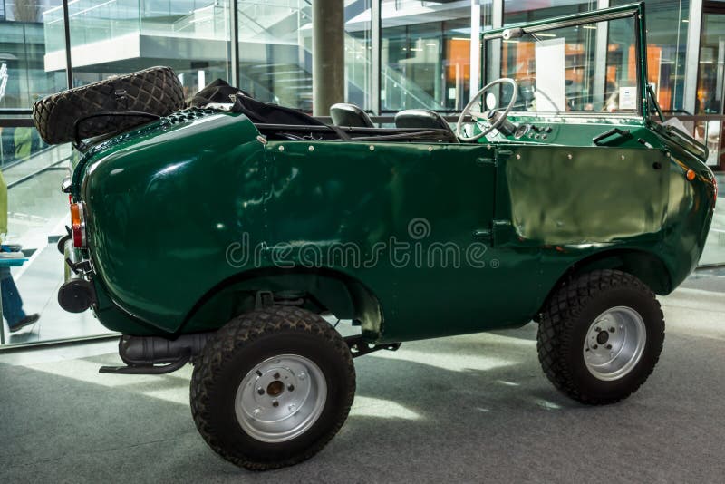 De Italiaanse Retro Boswachter Van Autoferves, 1967 Redactionele Stock ...