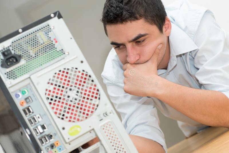 De Technicus Heeft Hersenen Ook Binnen Een Gloeilamp in Eenvormige ...