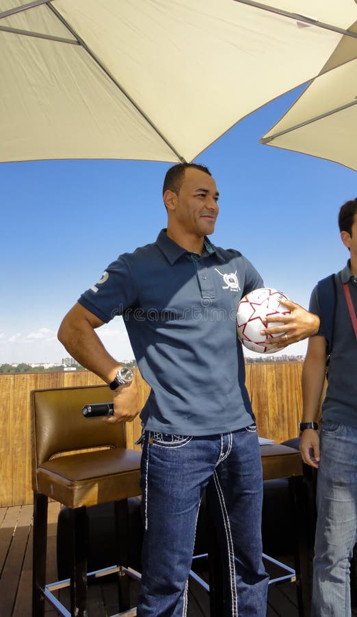 De Kampioen Cafu Van De Kop Van De Wereld Van Het Voetbal Redactionele ...