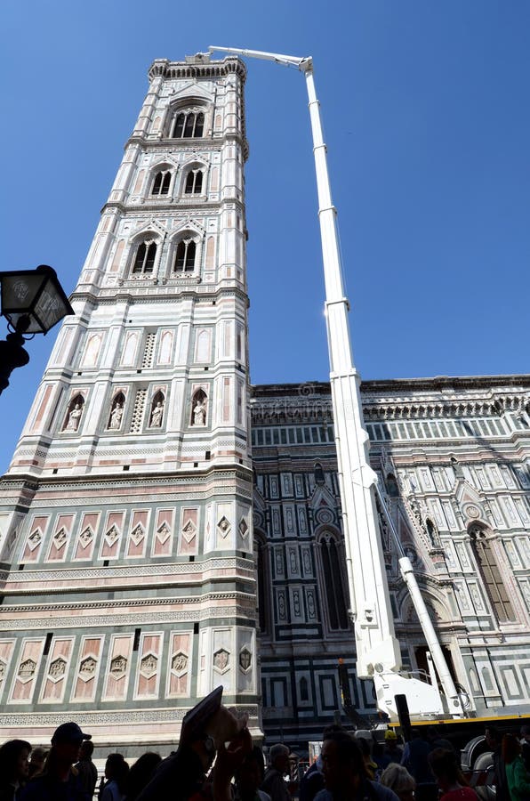 De Kathedraal Van Florence - Handhaaf Toren Redactionele Stock ...