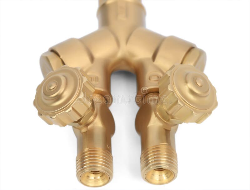 De kleppen van het messing stock foto. Image of pijp - 12133470
