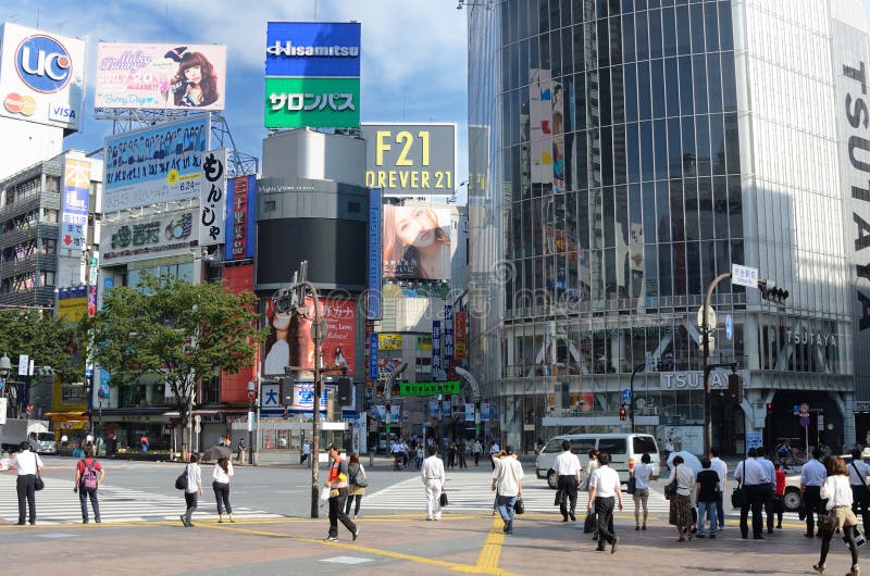 De Kruising van Shibuya redactionele stock foto. Image of mensen - 20527018