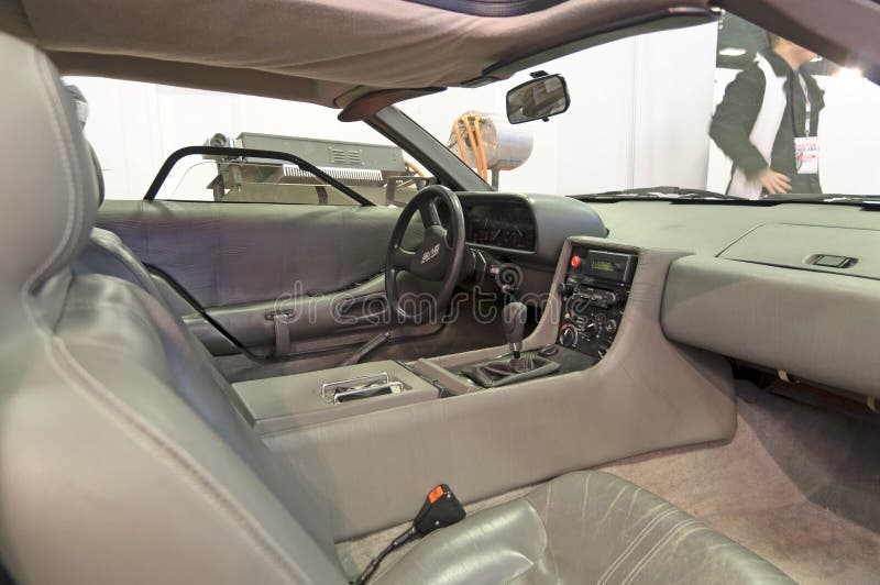 De Lorean DMC-12 interior editorial photo. Image of front - 17569141