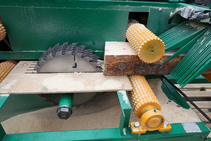 De Machine Van De Houtbewerking Stock Afbeelding - Image of spaander ...