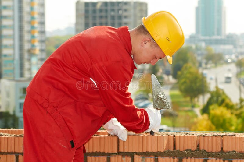 De Metselaar Van De De Metselaararbeider Van De Bouw Stock Foto - Image ...