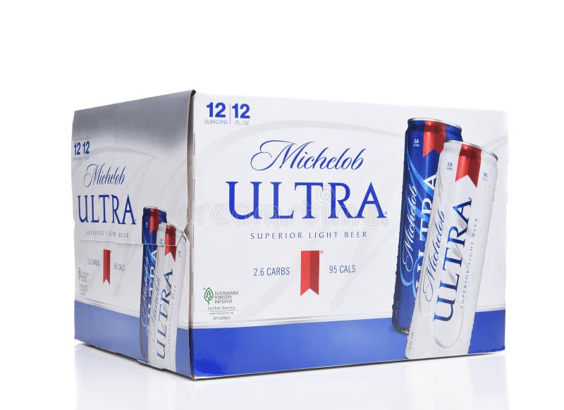 Cerveja Dois Michelob Ultra Latas De 12 Onças No Gelo Foto Editorial ...