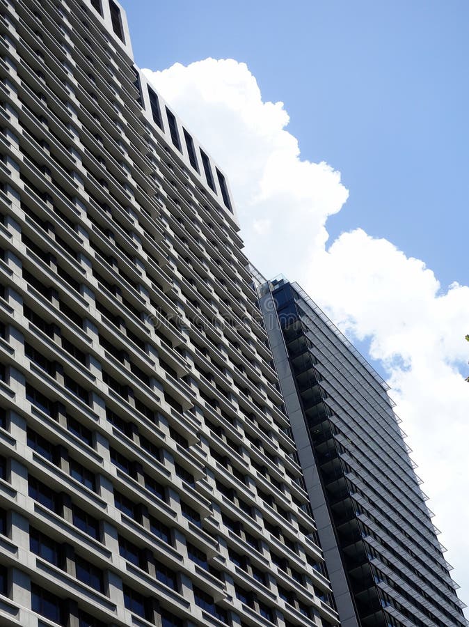 De Moderne Hoge Bouw Van De Stijging Stock Foto - Image of zaken, multi ...