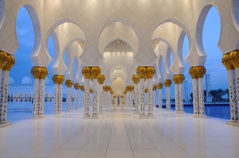 De Sjeik Zayed Moskee in Abu Dhabi, De V.a.E, Het Midden-Oosten Stock ...
