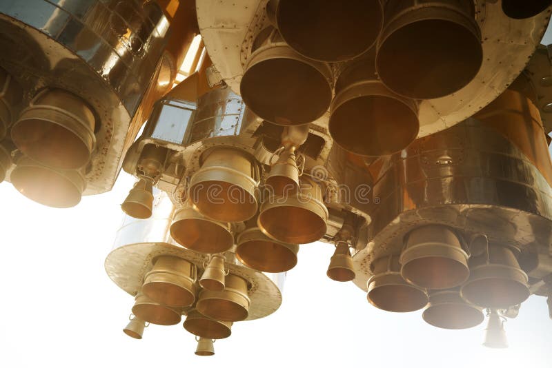 Raketmotoren redactionele afbeelding. Image of samara - 18003370