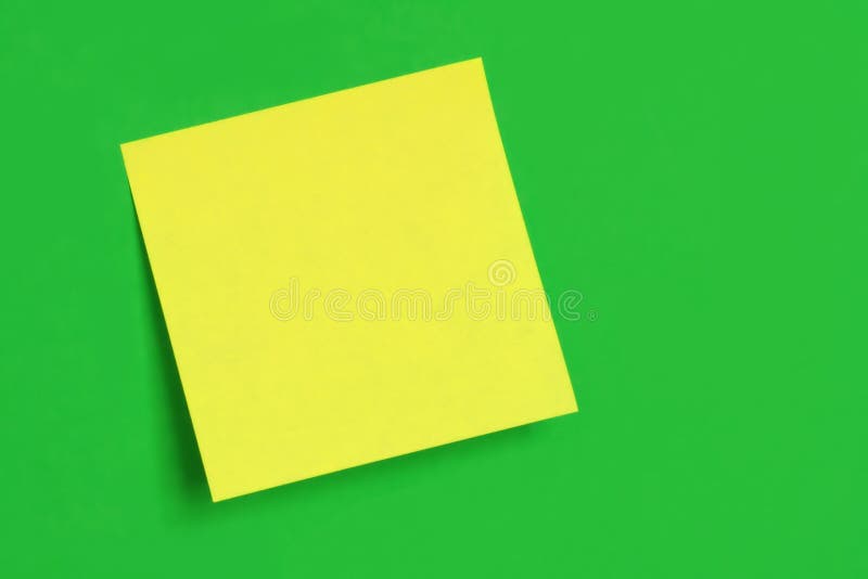 De Nota Van De Post-it Over Groen Stock Afbeelding - Image of groen ...