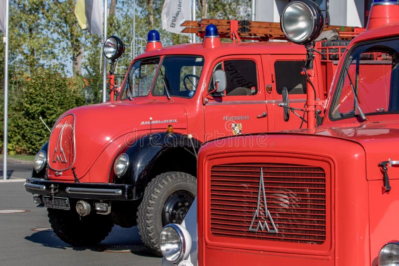 De Oude Duitse Auto Van De Brandbrigade - Magirus Deutz Redactionele ...