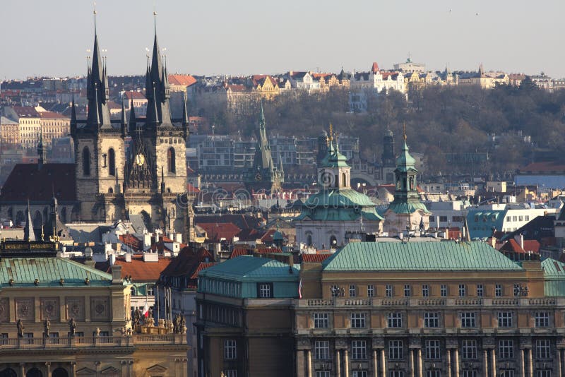 De oude stad van Praag stock afbeelding. Image of paleis - 23330267