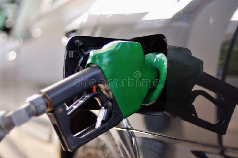 De Pomp van de benzine stock afbeelding. Image of brandstof - 5838303