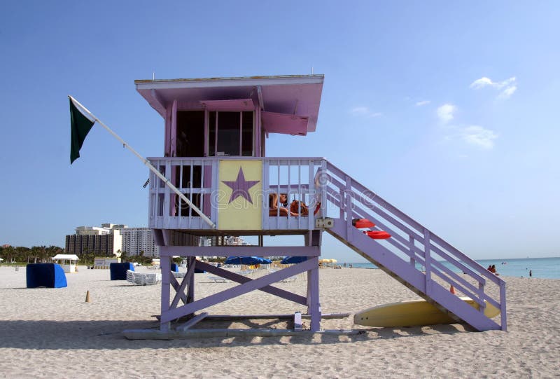 De Post Van De Badmeester, Het Strand Van Miami Stock Foto - Image of ...