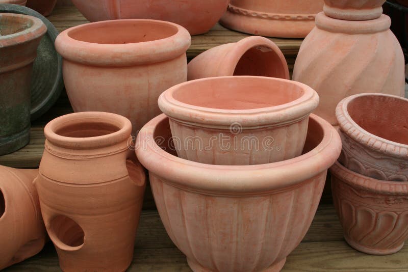 De Potten Van Het Terracotta Stock Foto - Image of keramiek, huis: 703018