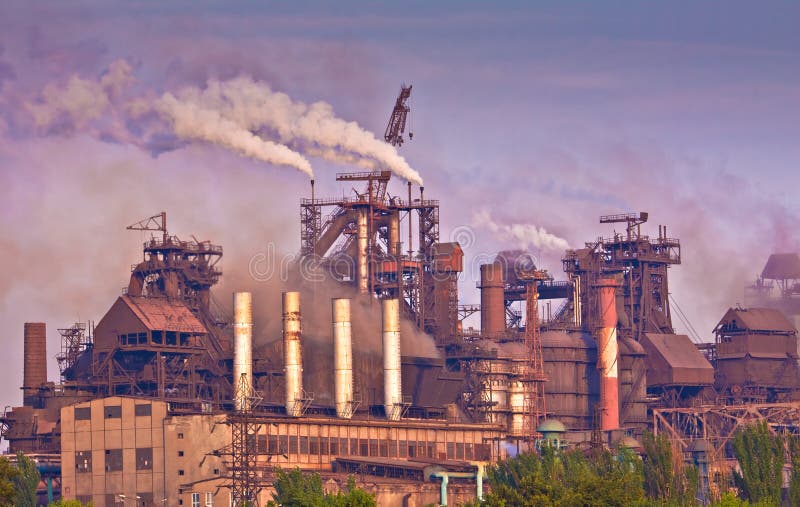 De Productieinstallatie Van De Zware Industrie Stock Afbeelding ...