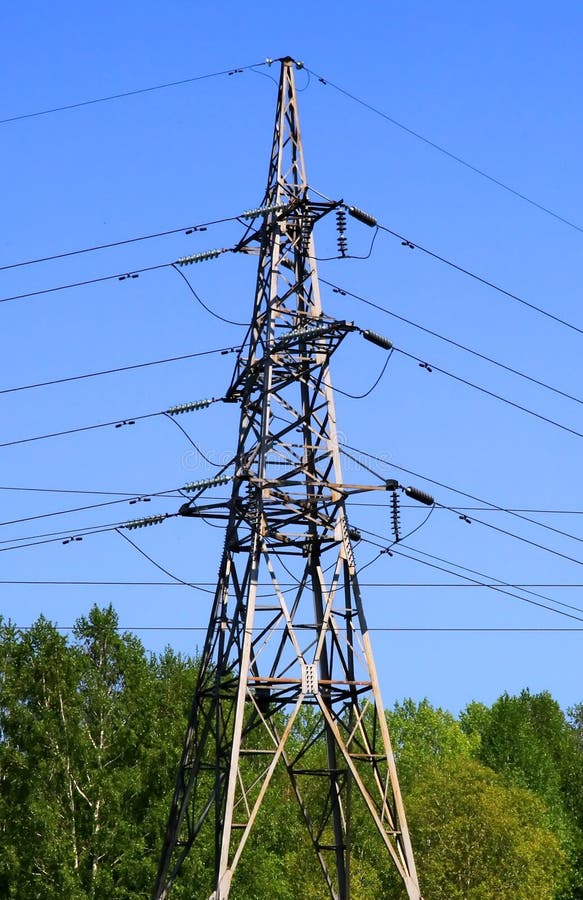 De Pyloon Van De Elektriciteit Stock Afbeelding - Afbeelding bestaande ...