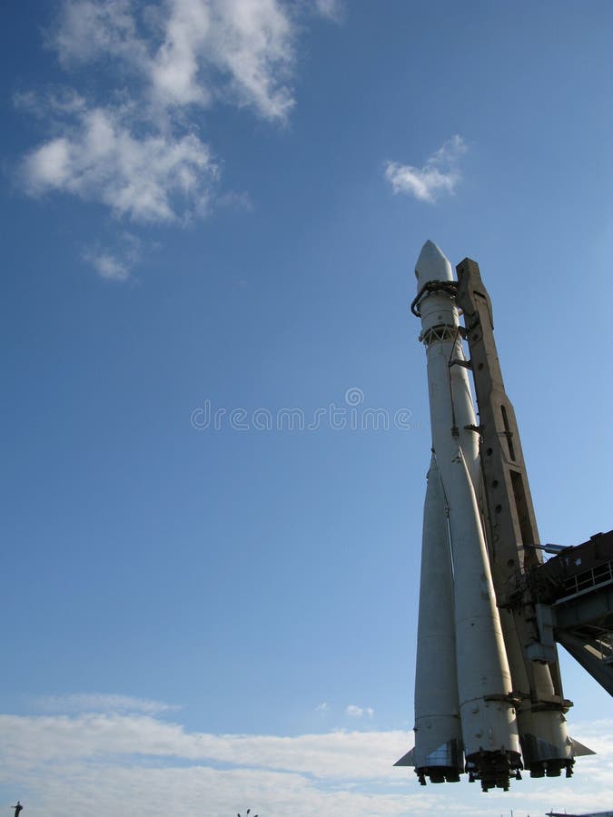 Ruimte raket stock foto. Image of astronautisch, stootkussen - 282950