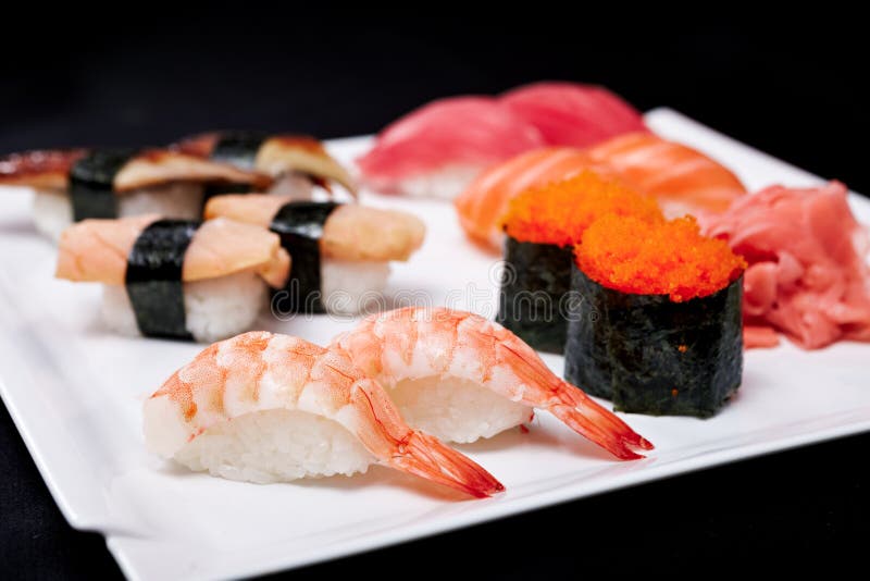 Japanse Keuken - De Reeks Van Sushi Stock Foto - Image of verschillend ...