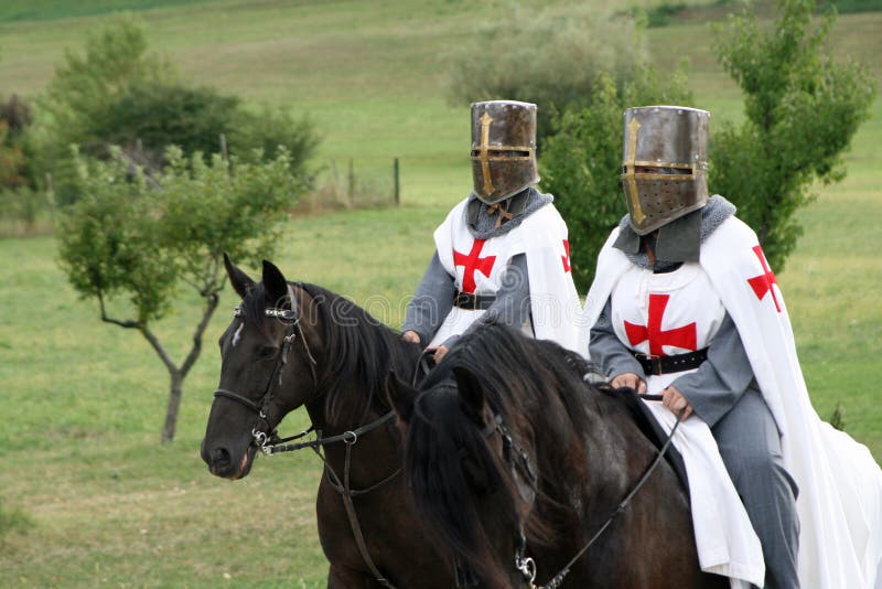 De Ridders Van Crusading Op Horseback Stock Foto - Image of ...