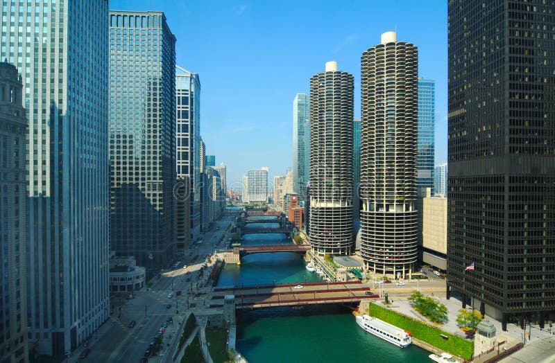 Architectuur Van De Chicago River Stock Foto - Image of architectuur ...