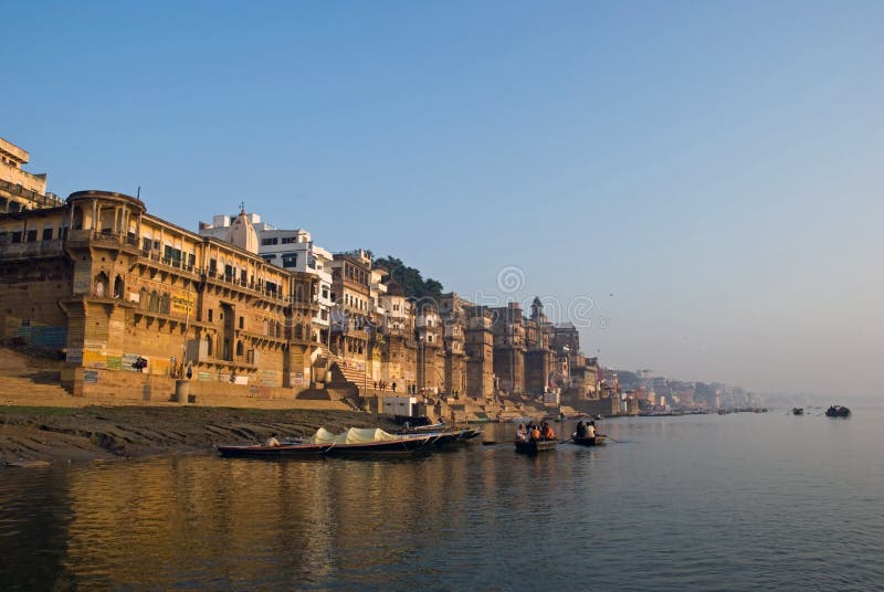 Ganges redactionele afbeelding. Image of ganges, varanasi - 11977205