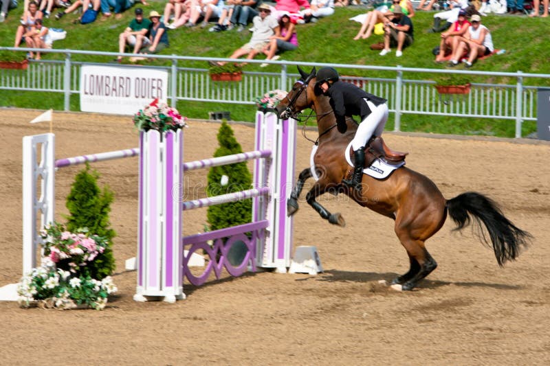De Ruiter Van Het Paard Bij De Springende Concurrentie Bromont ...