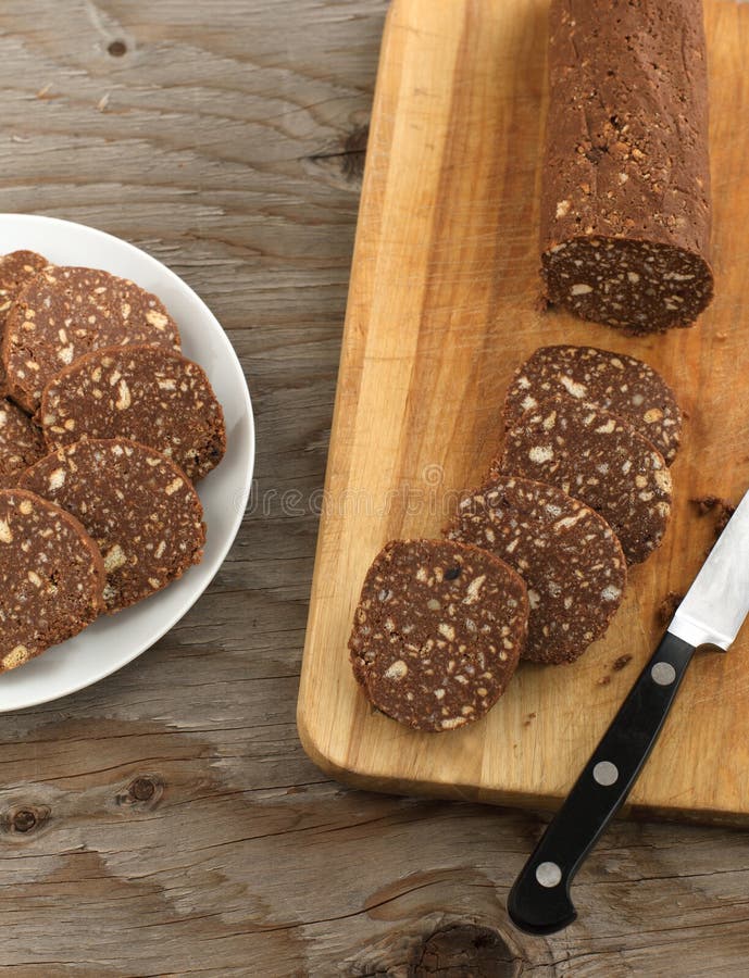 De salami van de chocolade stock afbeelding. Image of eten - 28195977