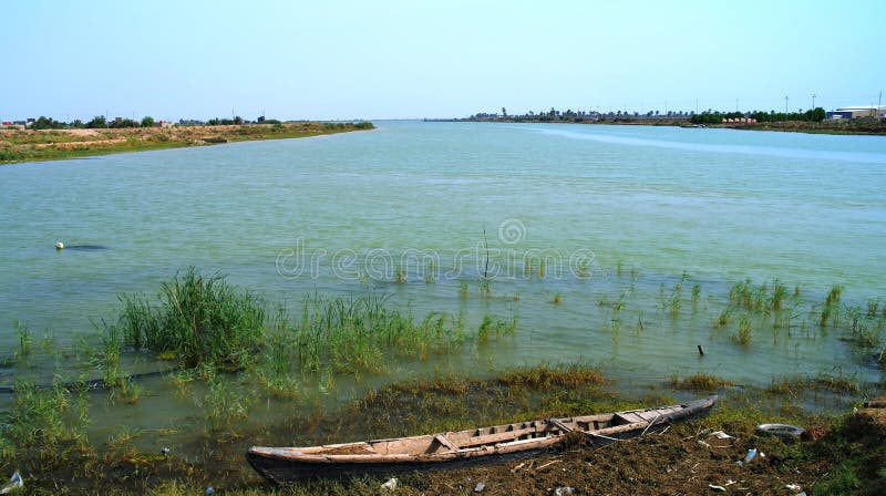 Samenvloeiing Van De Eufraat En De Tigris Stock Afbeelding - Image of ...